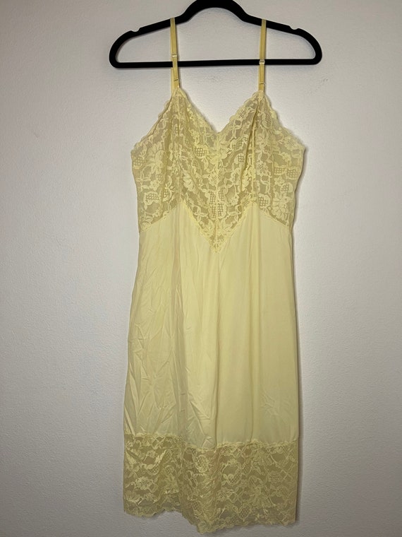 Vintage 60s Yellow Slip Gem