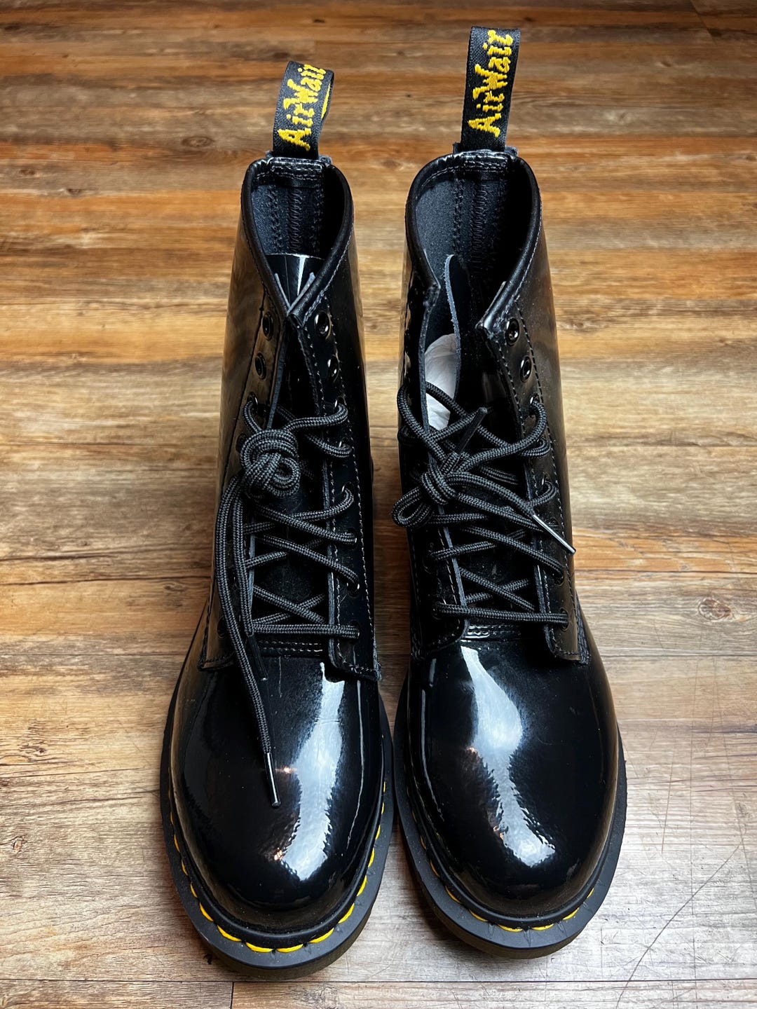 NEW Dr Martens Classic 1460 8 Eye Men's Patent Leather Lace up Combat ...