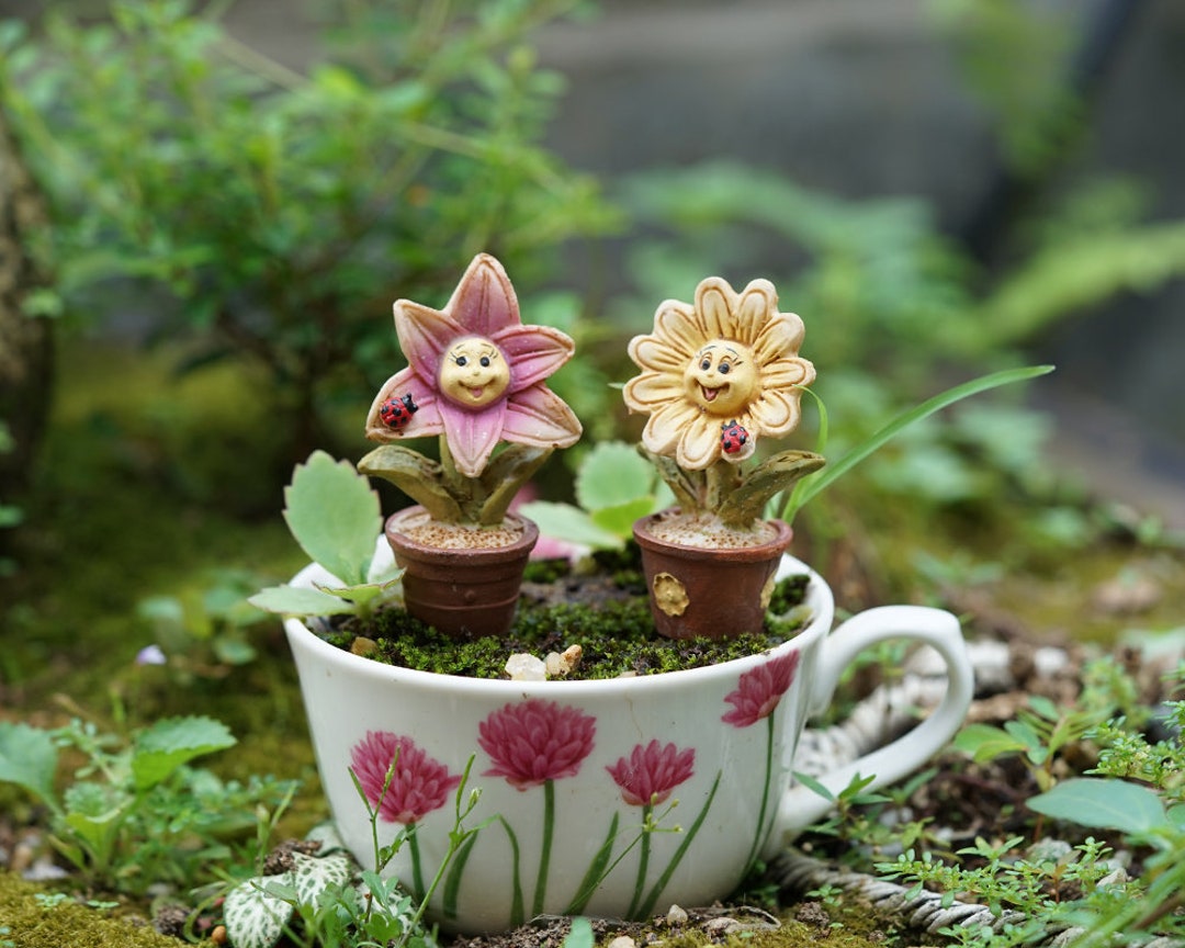 Resin Flowerpot Fairy Garden Figurine: Tiny Smiling Flower Decor - Etsy