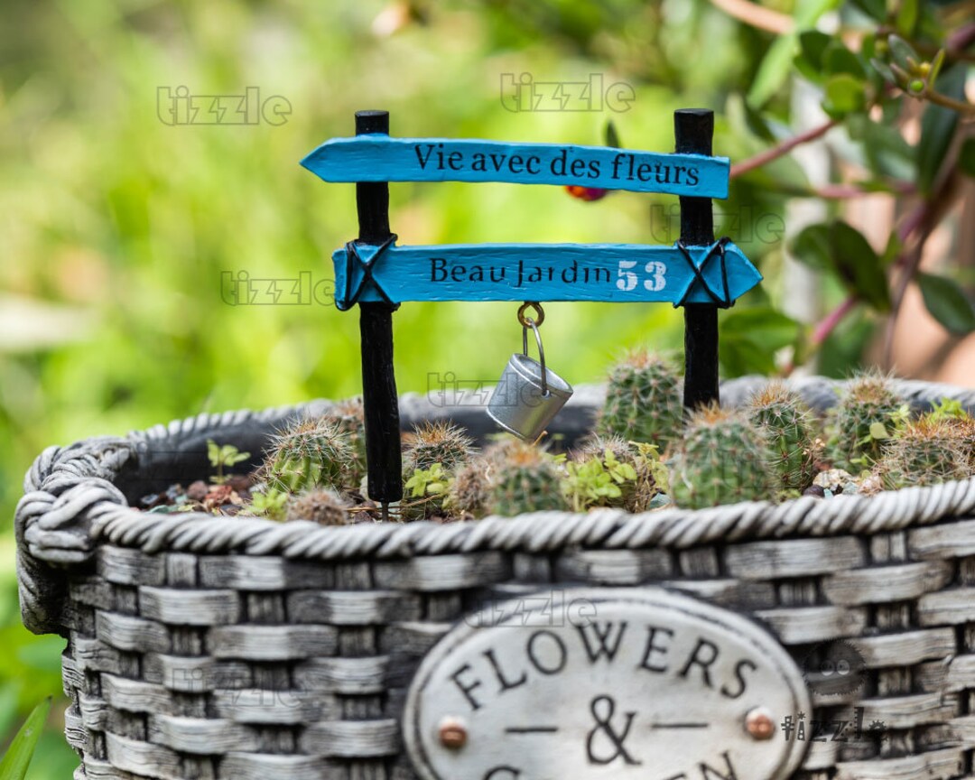 Miniature Fairy Blue Signpost With Bucket Fairy Garden Supplies ...