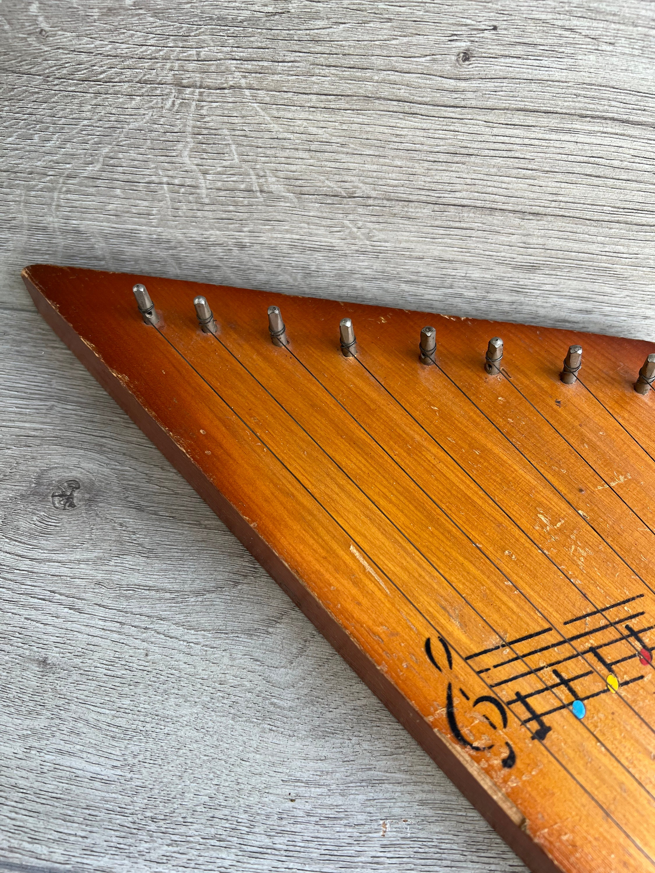 Instrument de musique vintage gusli Psaltérion solaire Enfants cithare ...