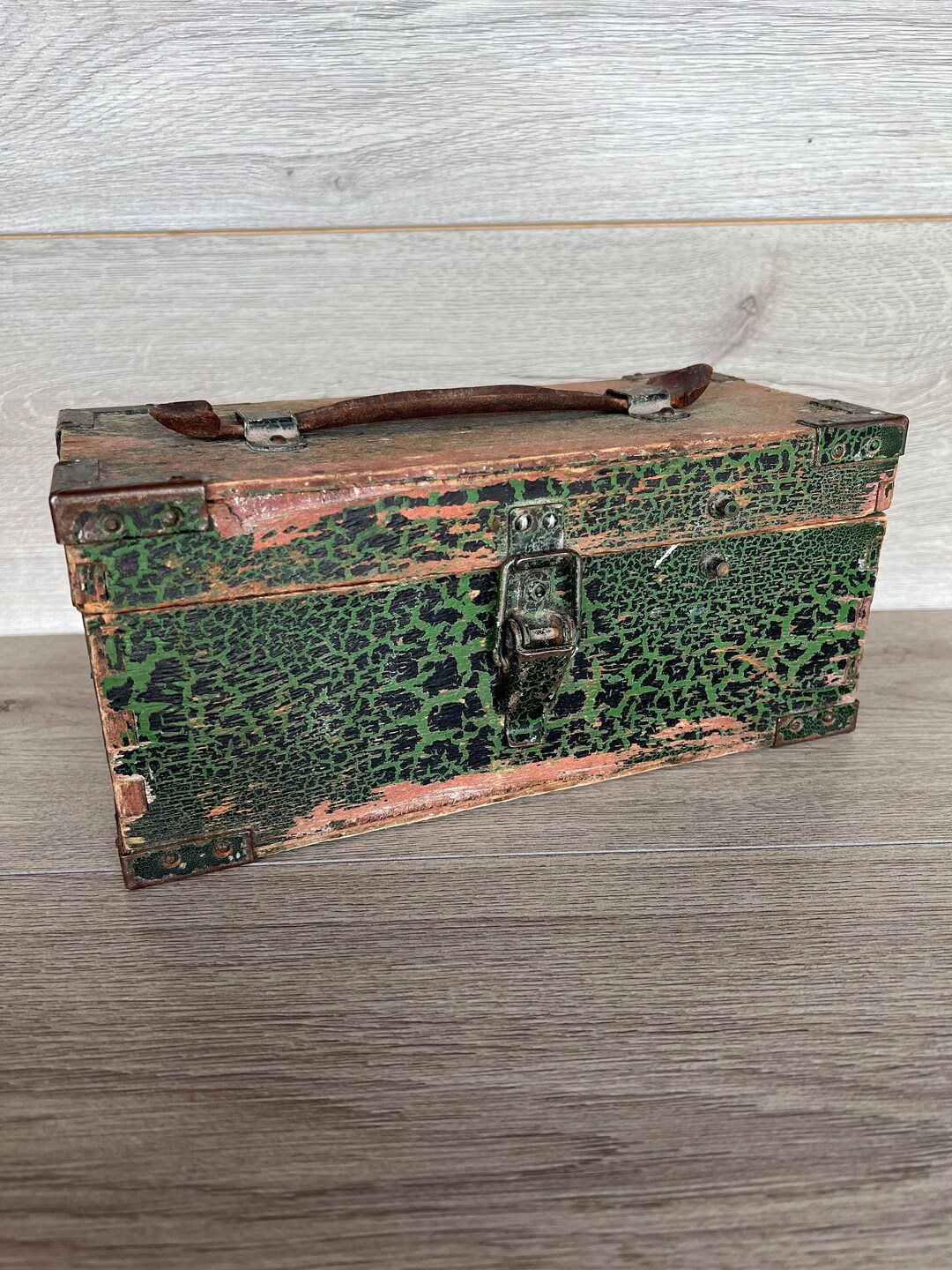 Vintage Toolbox Storage Tools Green Tool Box With Hinged Lid and Latch ...
