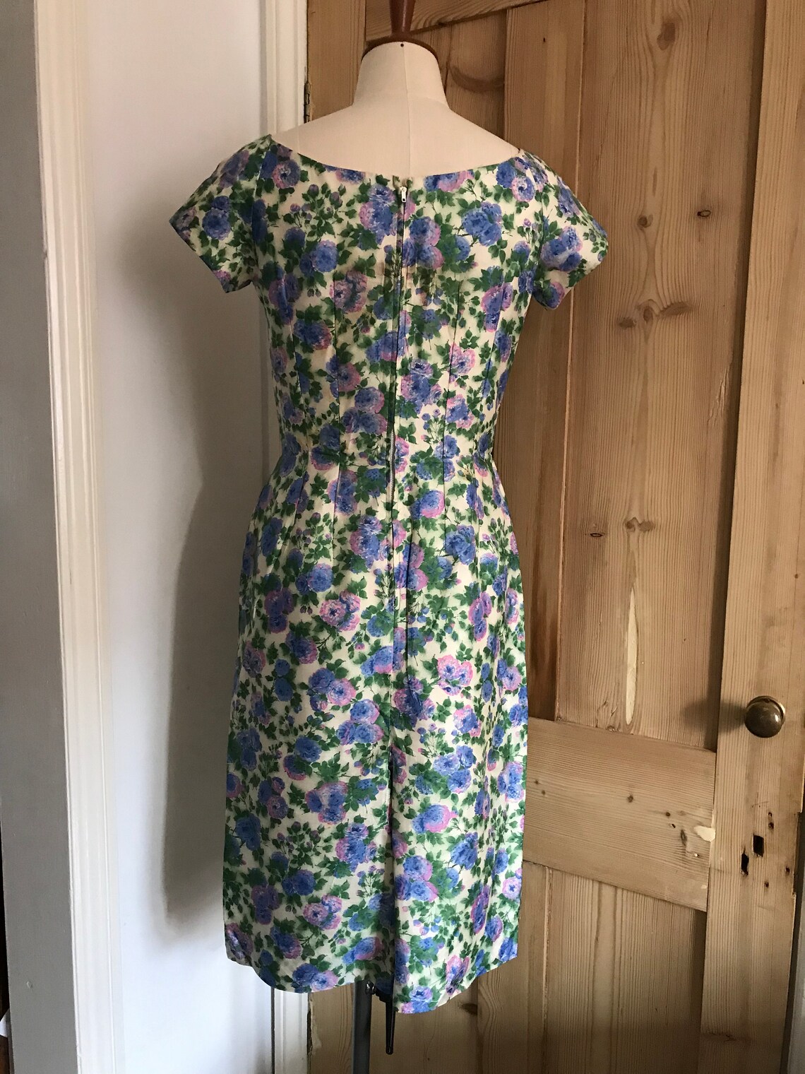 1950s Wiggle Dress (UK 8-10) - Etsy
