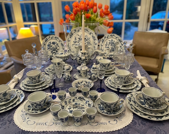 Blue Danube breakfast and tea service for 8 place settings, wedding ...