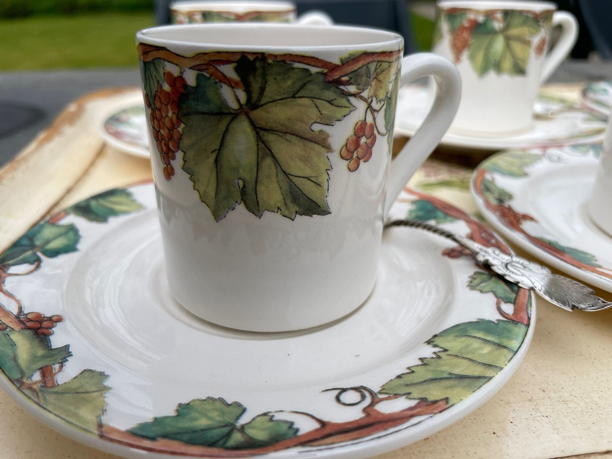 Faïencerie De Gien Feuillage Set of Six Coffee Cups and Saucers, FREE ...