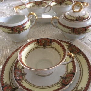 Victoria Bone China 35 Pieces Breakfast Service With 18 Karat Gold ...