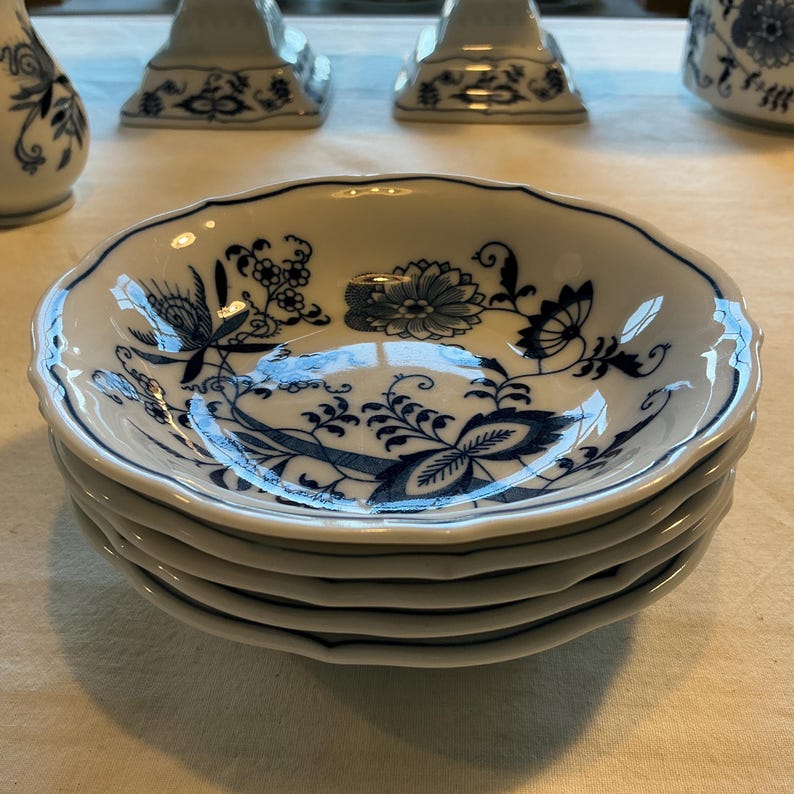 Blue Danube II Open Stock Dinnerware, Zwiebelmuster, Jug, Bowls, Mugs ...