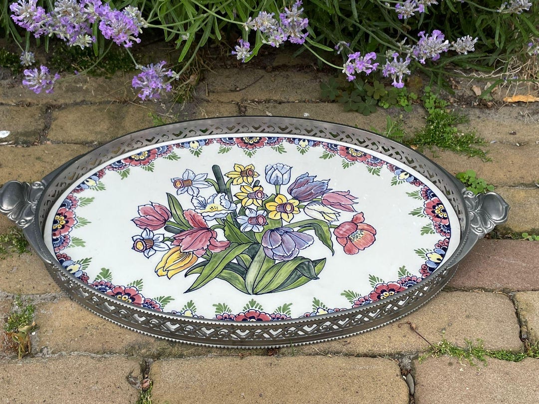 Delft Blue Oval Tray With Bouquet of Tulips and Daffodils, FREE ...