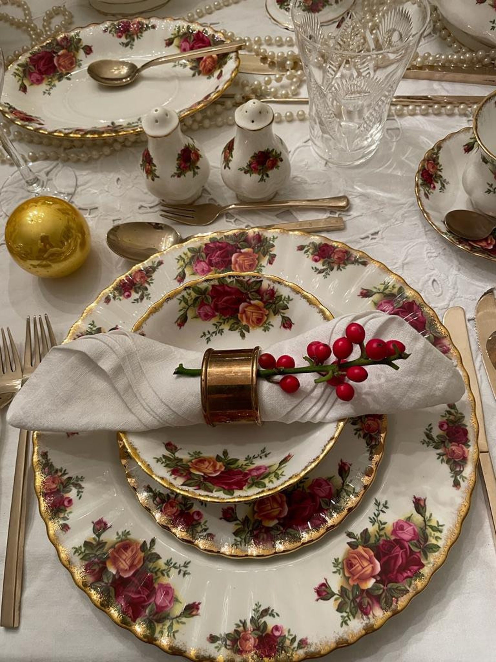 Royal Albert Old Country Roses Dinner Set for 6 Place Settings, Wedding ...