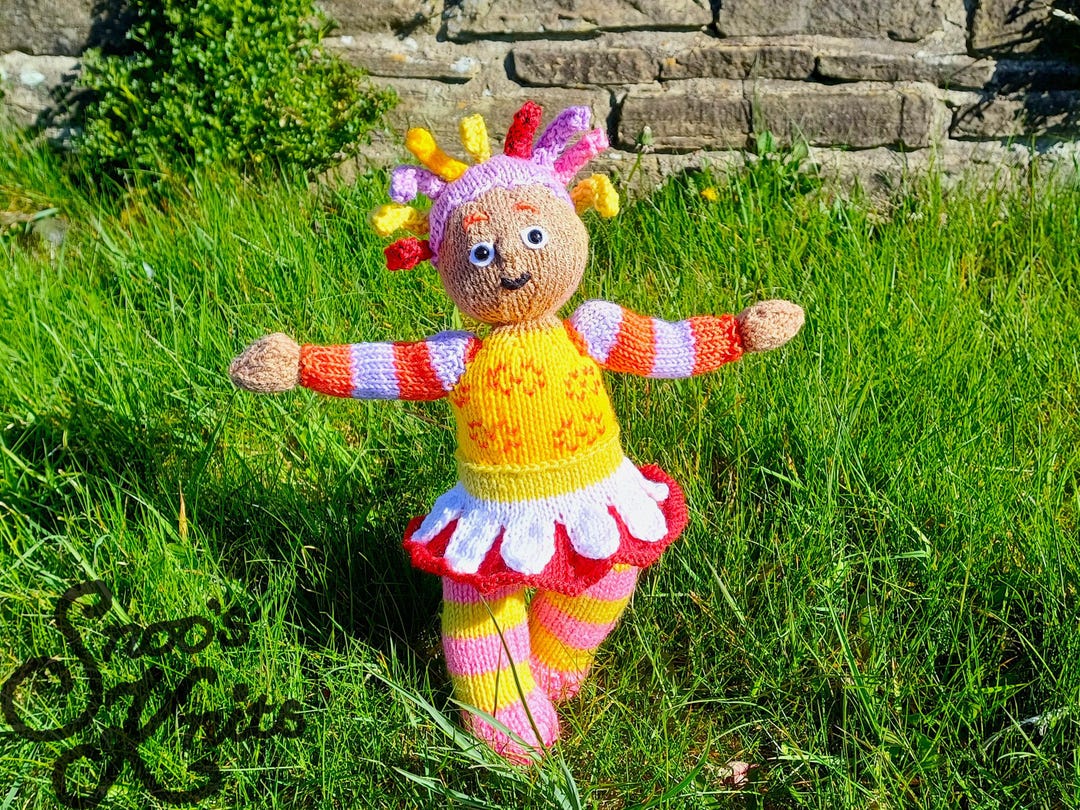 Upsy Daisy Knitting Pattern Snoo's Knits – Pattern Only - Etsy