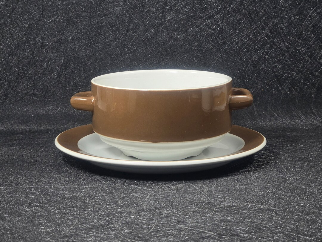 Vintage Figgjo Flint Vitro Porselen Cream Soup Bowl and Side Plate Med Korund V555 Norway 1970's ...