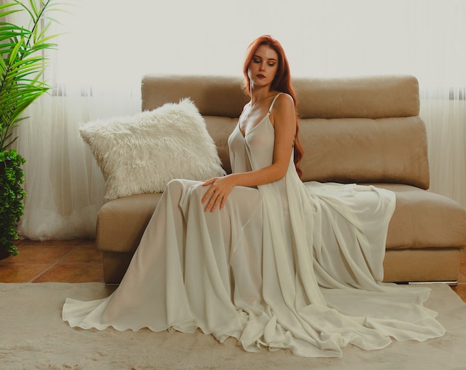 White Full Swing Nightgown Romantic Lingerie Bridal Wedding Lace Cap ...