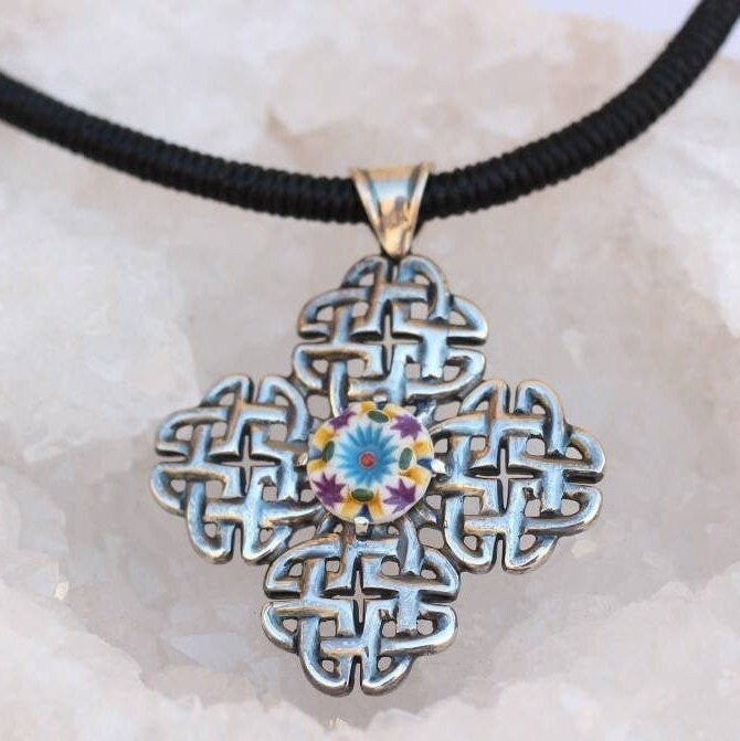 Viking cross necklace - Etsy España