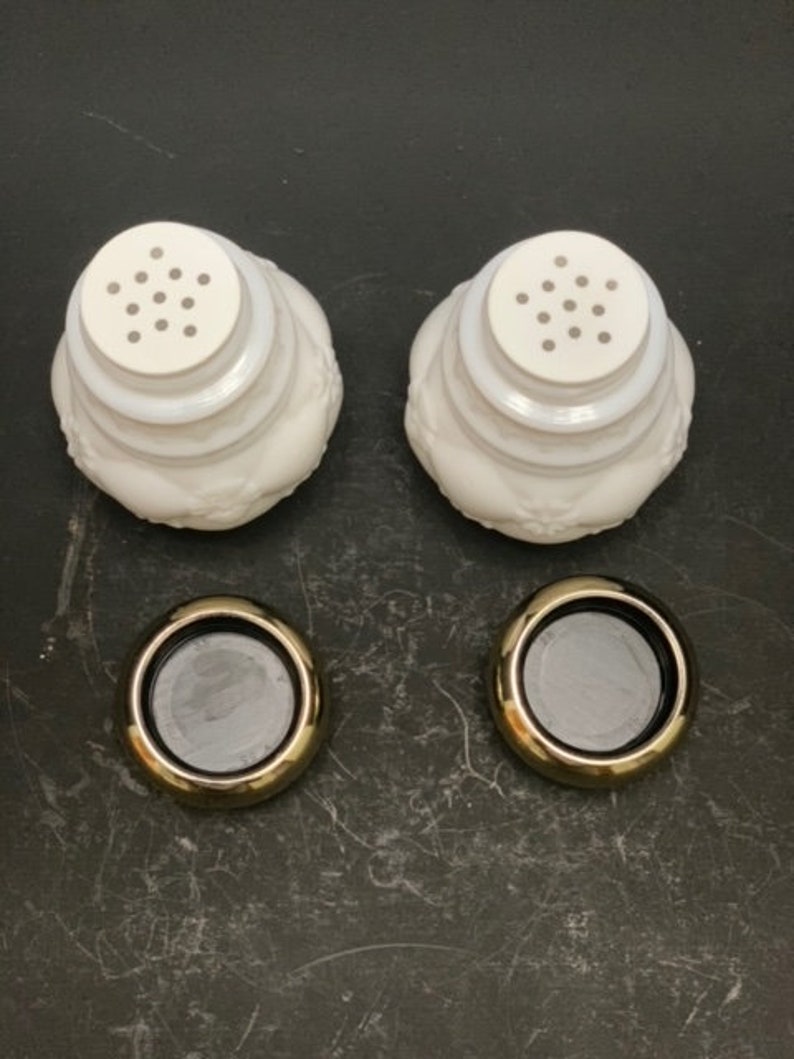 Avon White Milk Glass Powder Shakers Salt and Pepper Shakers Quilted ...