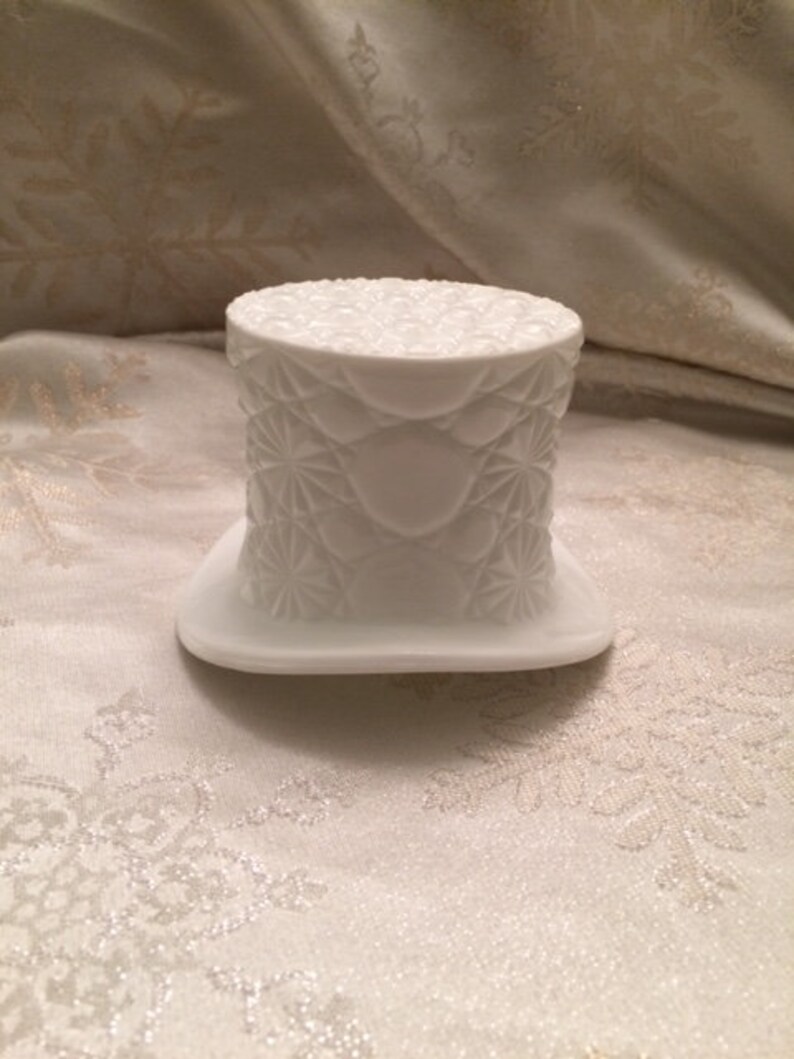 Fenton Milk Glass Top Hat 3x5 | Etsy
