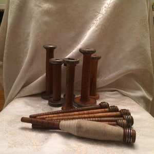 12 Antique Wooden Spindles - Etsy