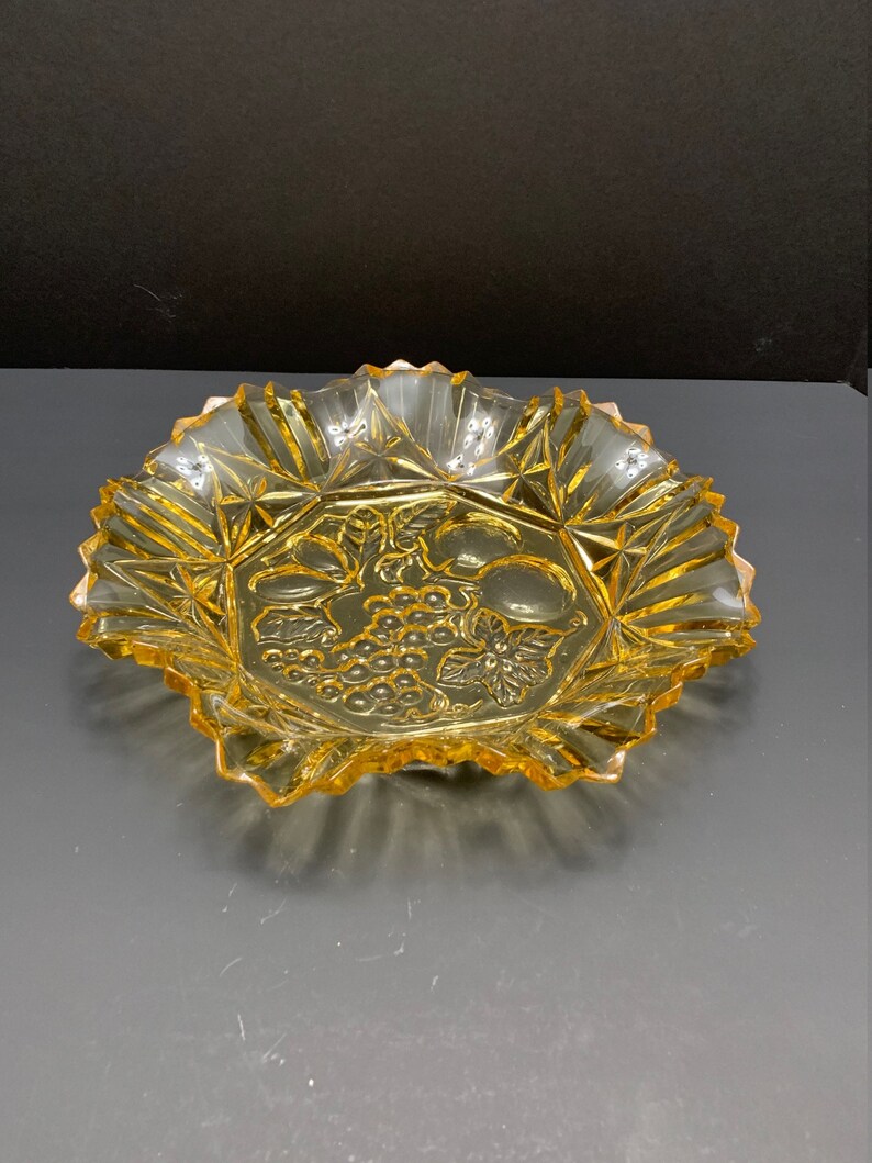 Vintage Federal Glass Pioneer Pattern Bowl/yellow Glass Fruit Pattern ...