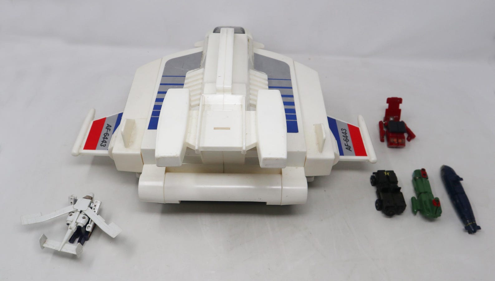 Vintage Blue-box Gobots (go Bots) Andro Base and Space Shuttle Carry ...