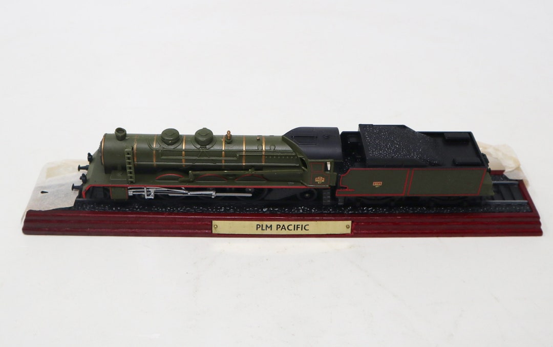 Atlas Editions PLM Pacific Collectable Scale Model Locomotive Train ...