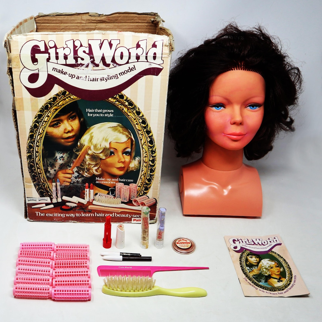 Vintage 1970s 70s Palitoy Girl's World Make-up and Hair Styling Model ...