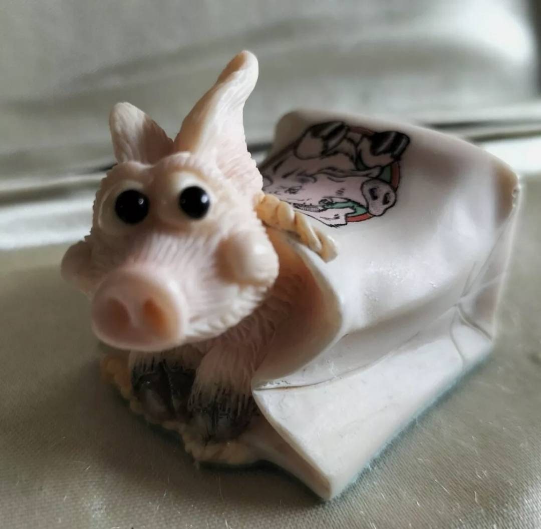 Vintage David Corbridge Piggin Takeaway 1997 DC/CWAL/CWSL Pig Figurine ...