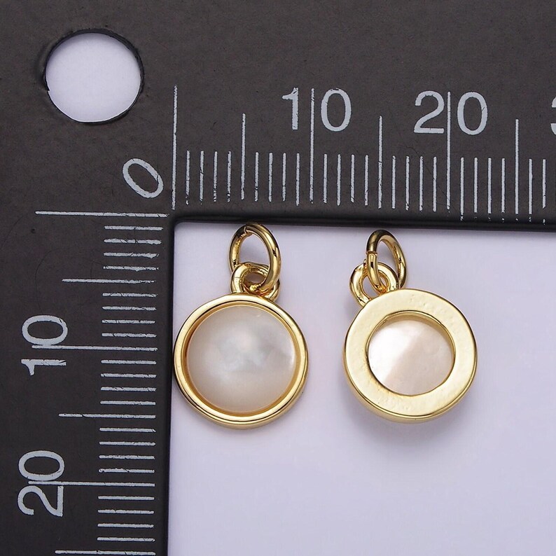 14k Gold Filled Shell Pearl Round Bezel Charm | Ag544 - Etsy