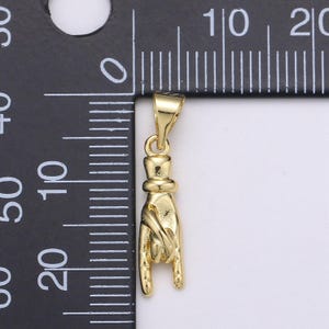 14k Gold Filled Hand Charm Mano Cornuto Good Luck Sign Pendant Hand ...