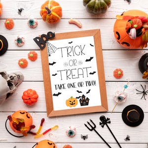Trick or Treat Sign Printable for Halloween Night; Trick or Treat Door ...