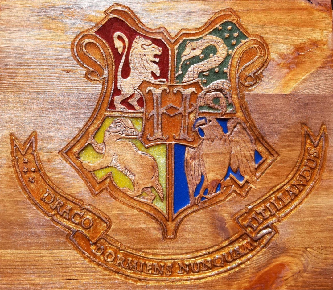 Hogwarts Coat of Arms - Etsy