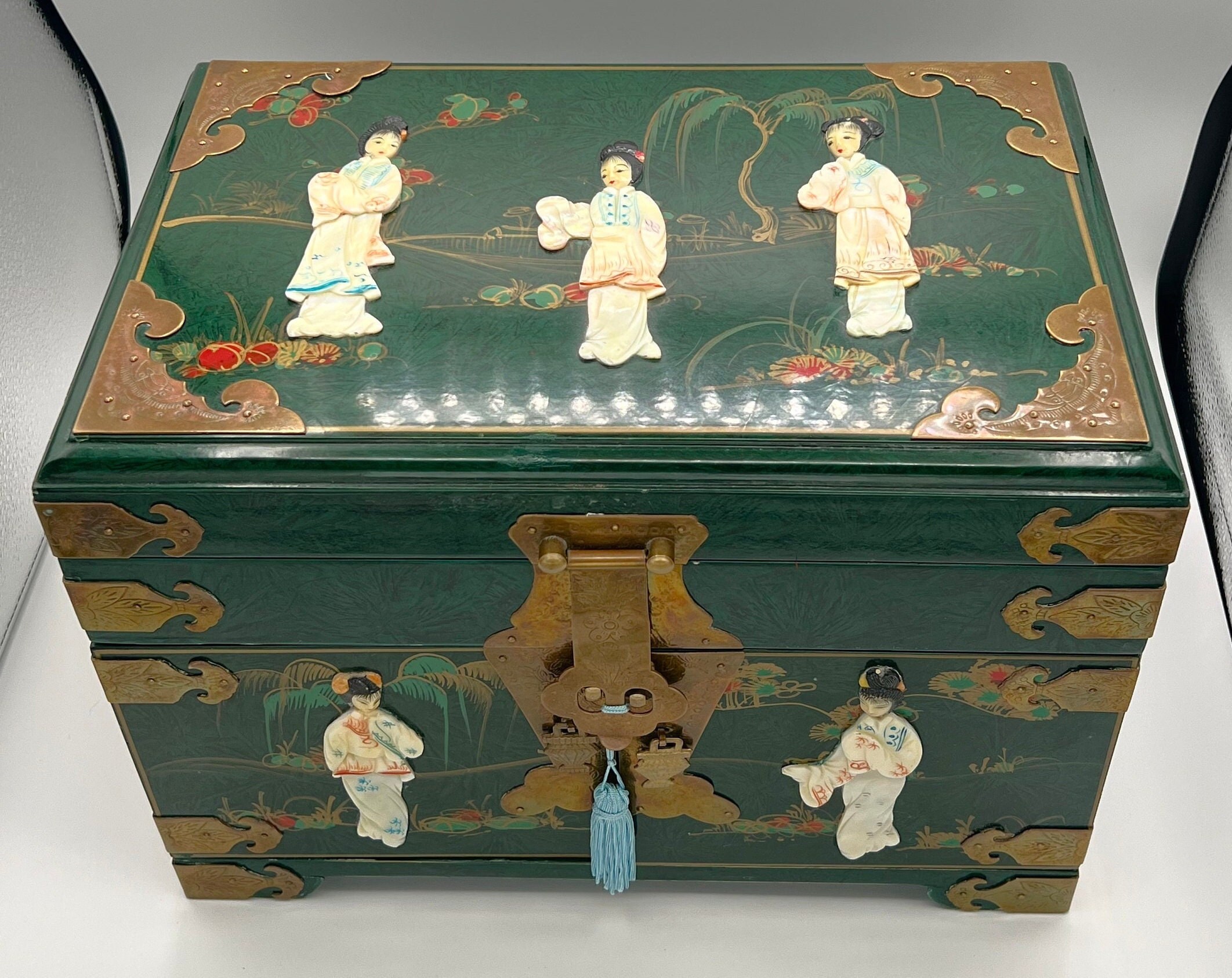 Chinese Jewelry Box/ 20 Century/lacquered Wood and Bronze, Mother-of ...