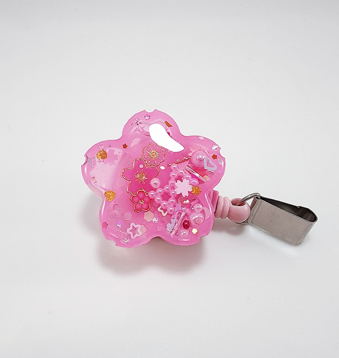 Small Sakura Shaker Badge Reel, Pink Sakura Retractable Badge Reel ...