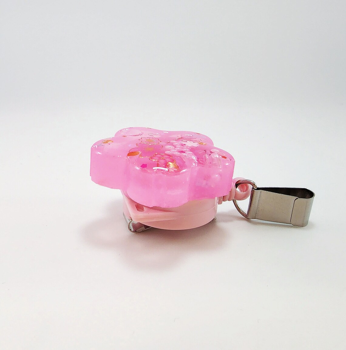 Small Sakura Shaker Badge Reel Pink Sakura Retractable Badge - Etsy