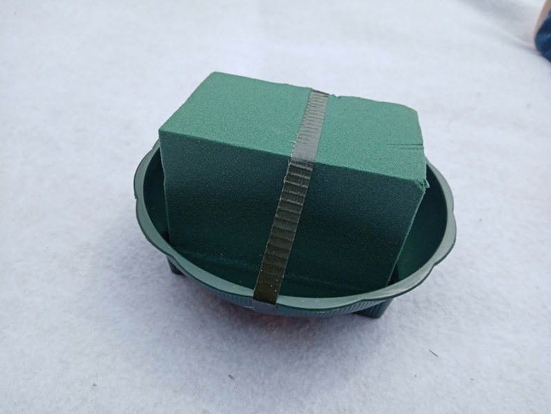 Flower Arranging Floral Foam in Tray Wet or Dry Flower Oasis - Etsy UK