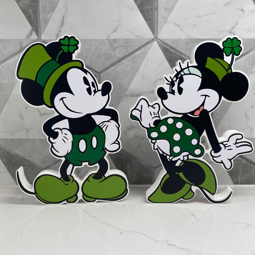 St Patricks Day Mickey And Minnie Mouse Yard Sign Yard Etsy