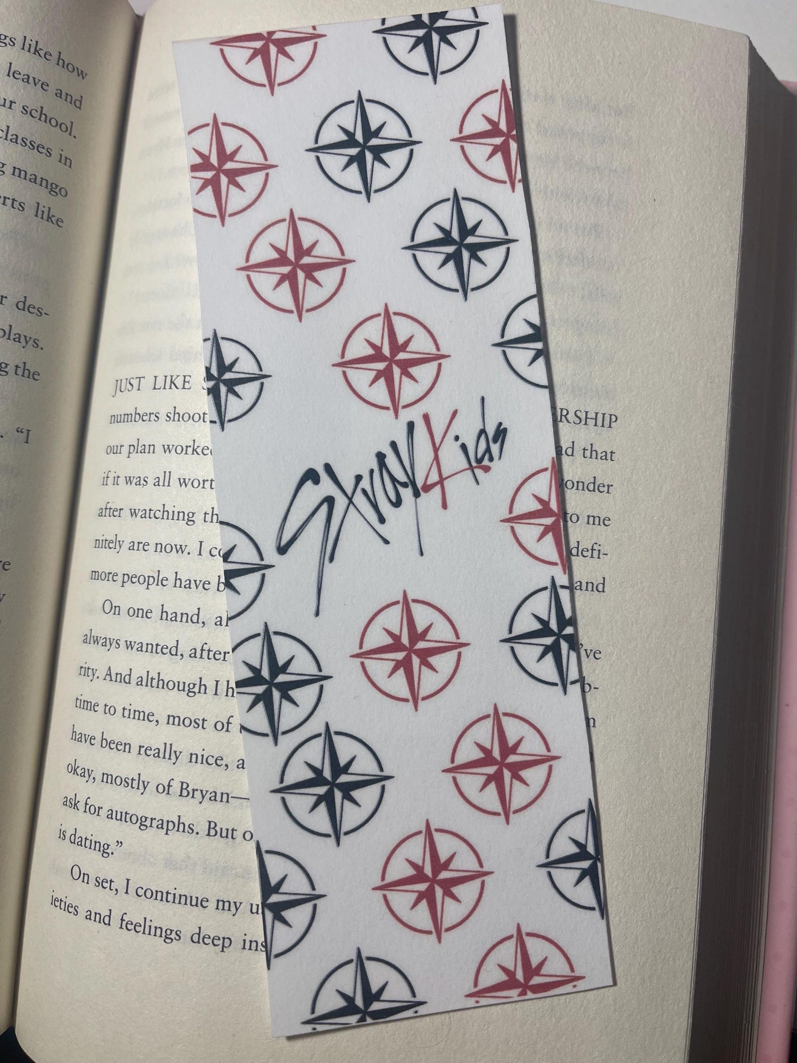 Stray Kids Compass Bookmark - Etsy