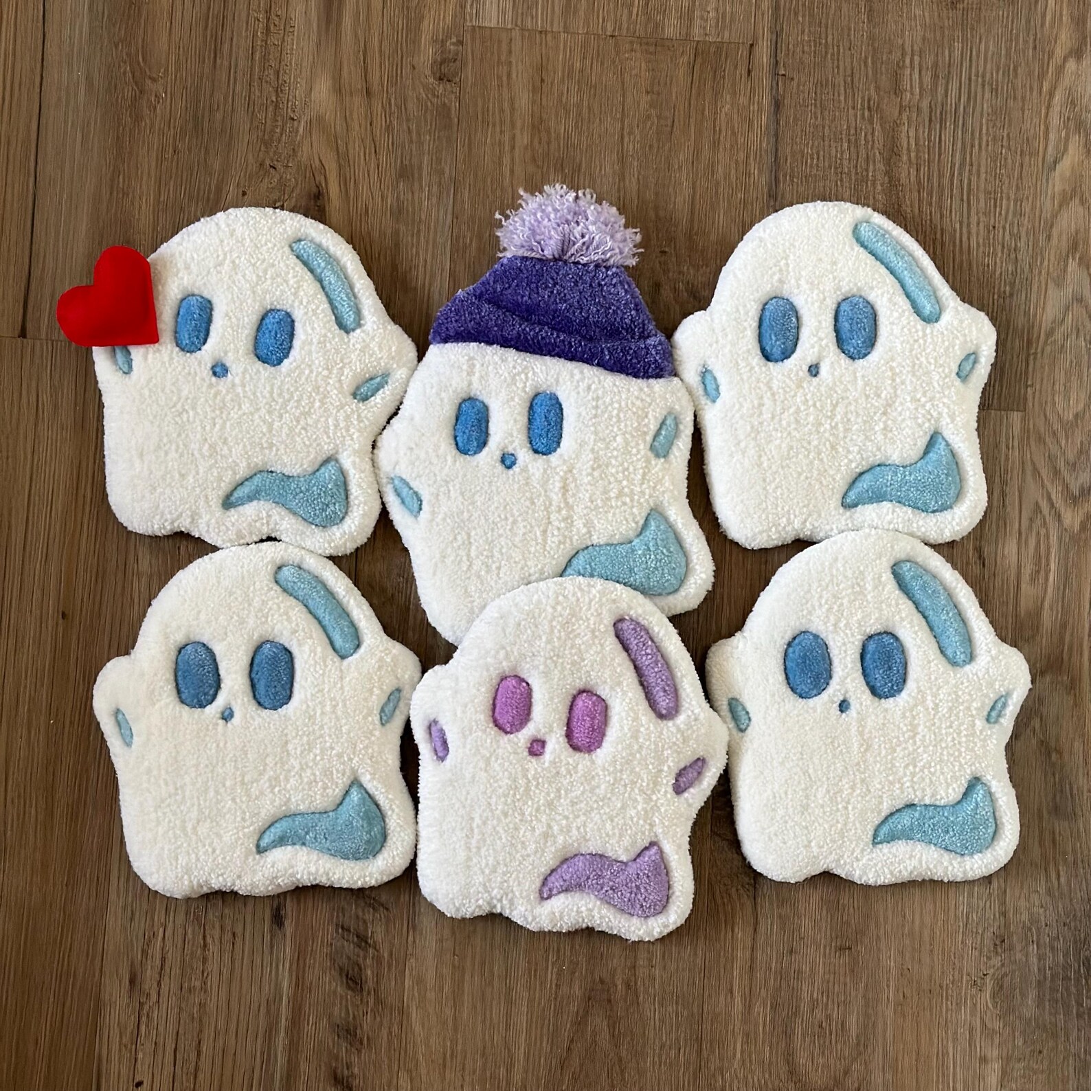 Tufted Wall Rug - Darryl the Lil Ghost - Cute Tuft Rug - Etsy
