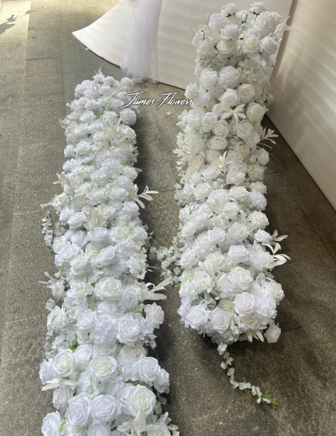 Snow White Wedding Aisle Runner Flowers, Ground Arch Stair Florals ...