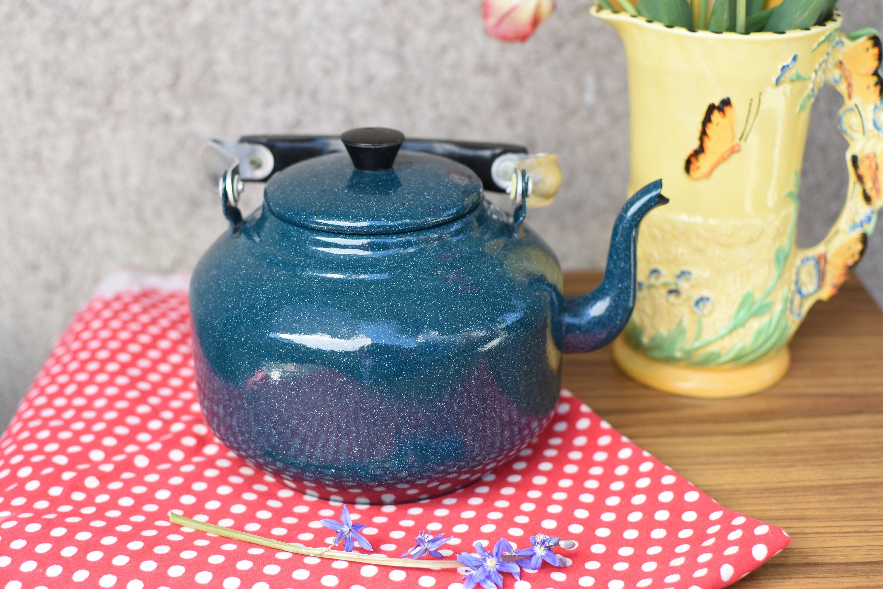 Vintage Enamel Teapot//rustic Tea Kettle//enamel Coffee Pot//enamelware ...