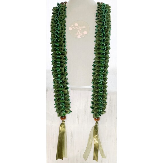 Leafy Green Maile Lei - Etsy