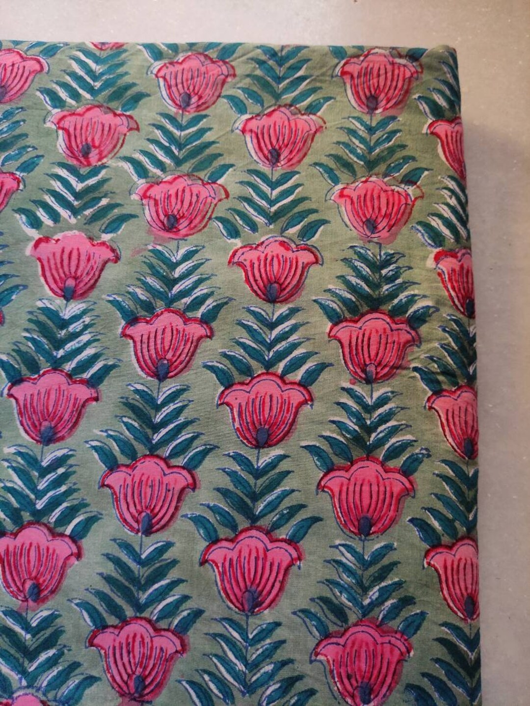 Tela de algodón de bloque de mano floral Tela de algodón con estampado ...