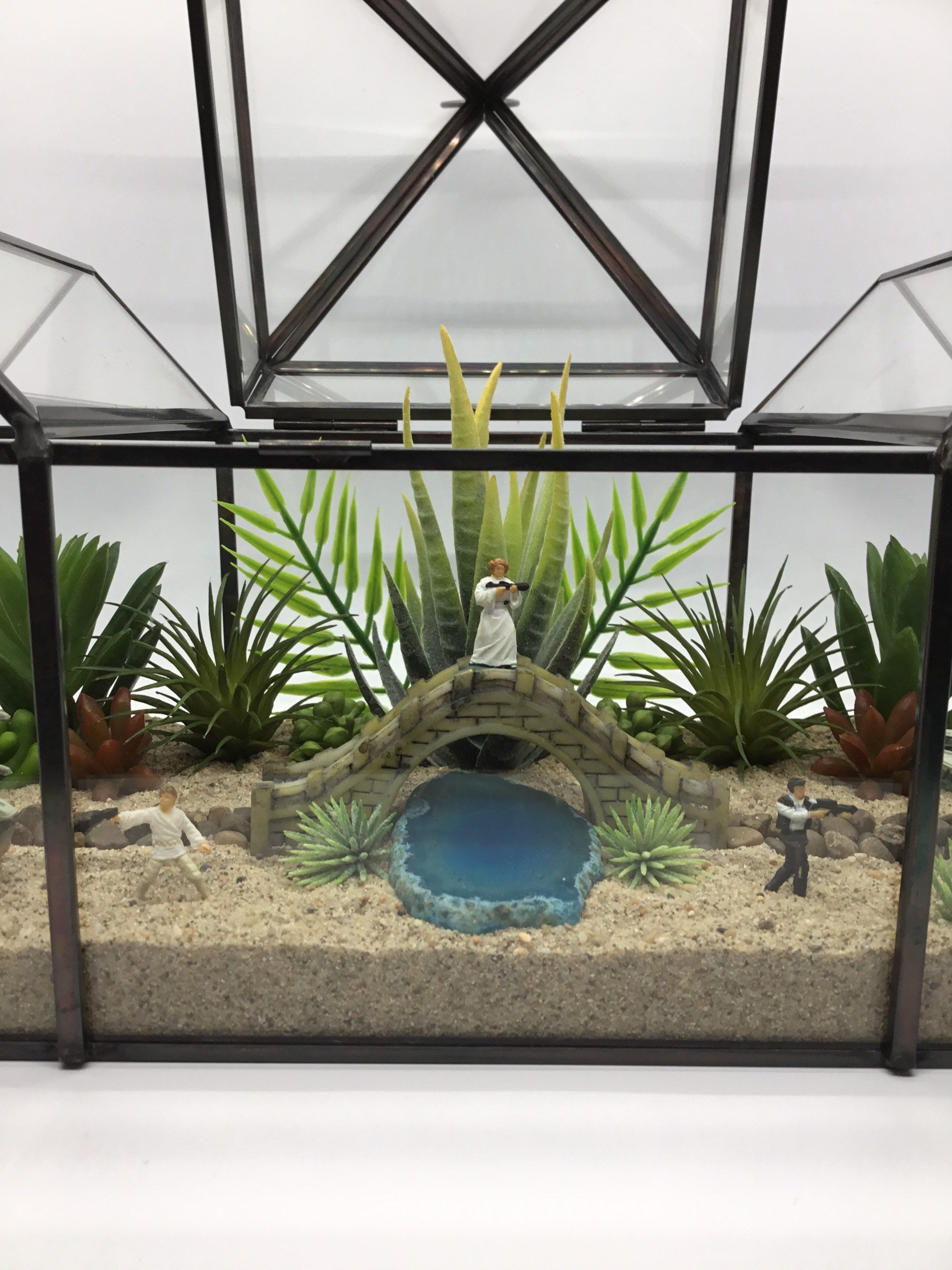 Star Wars Terrarium Kit Artificial Succulent Terrarium 10 Metal Trim ...