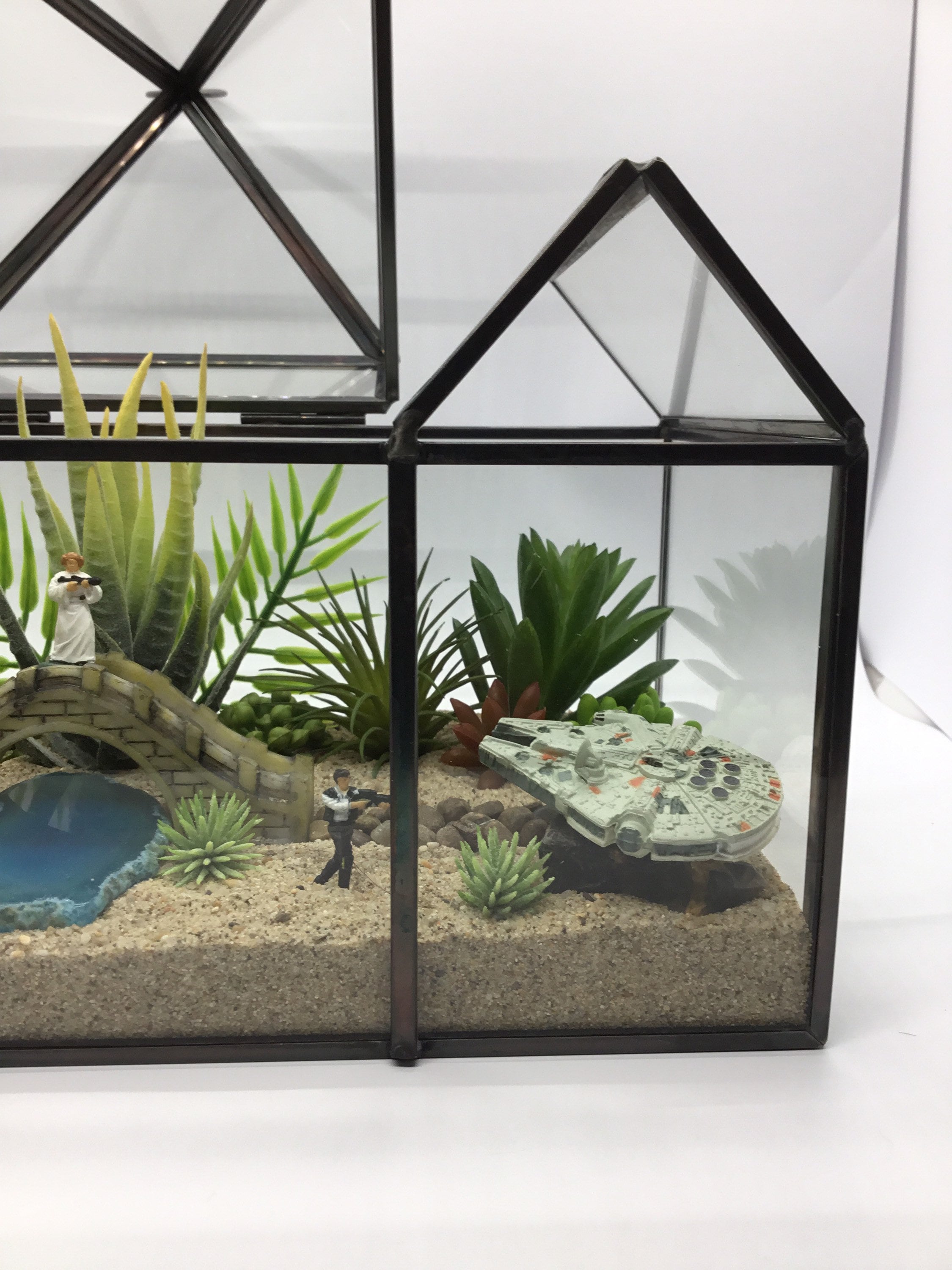 Star Wars Terrarium Kit - Artificial Succulent Terrarium - 10” Metal ...