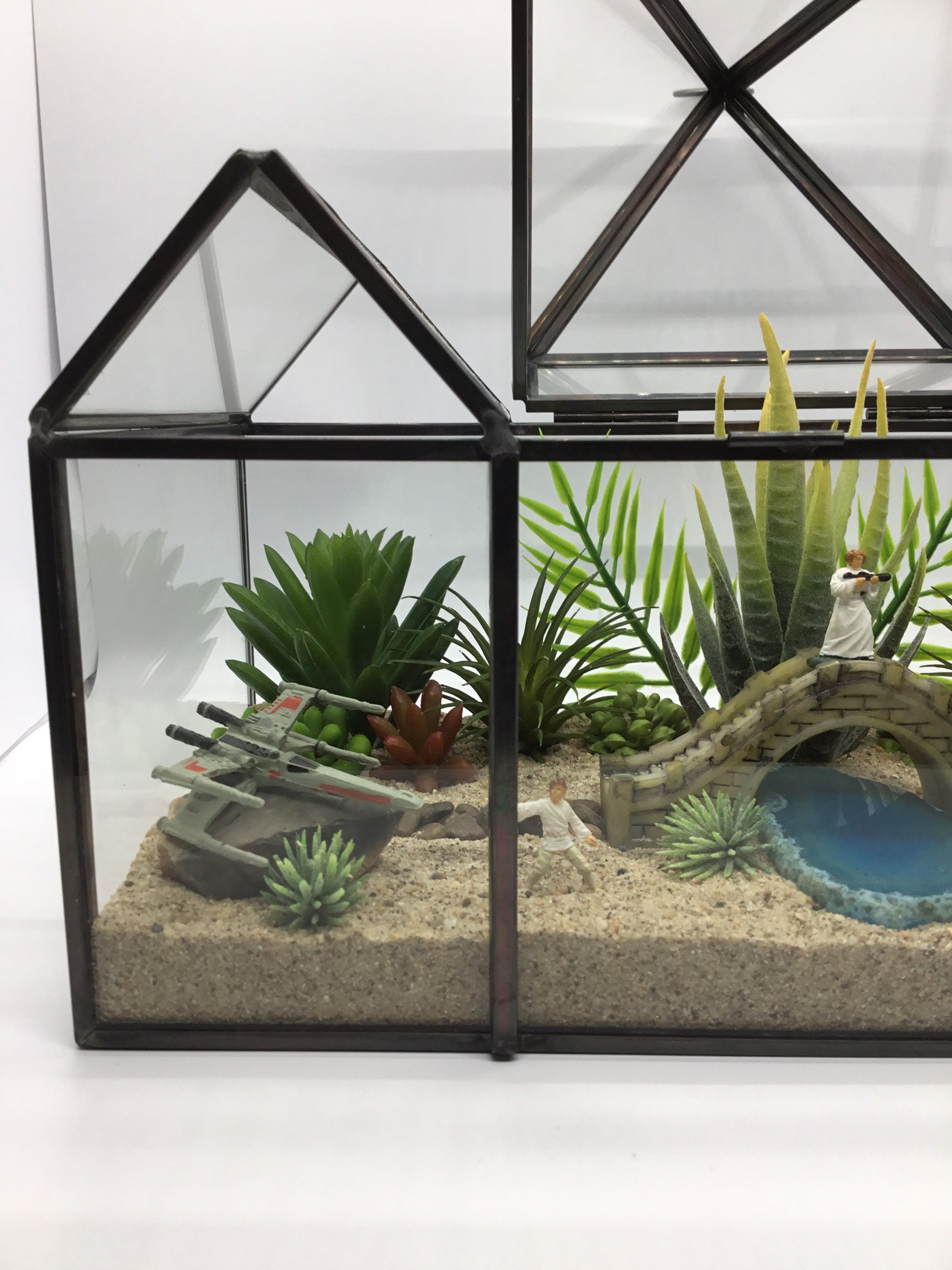 Star Wars Terrarium Kit - Artificial Succulent Terrarium - 10” Metal ...