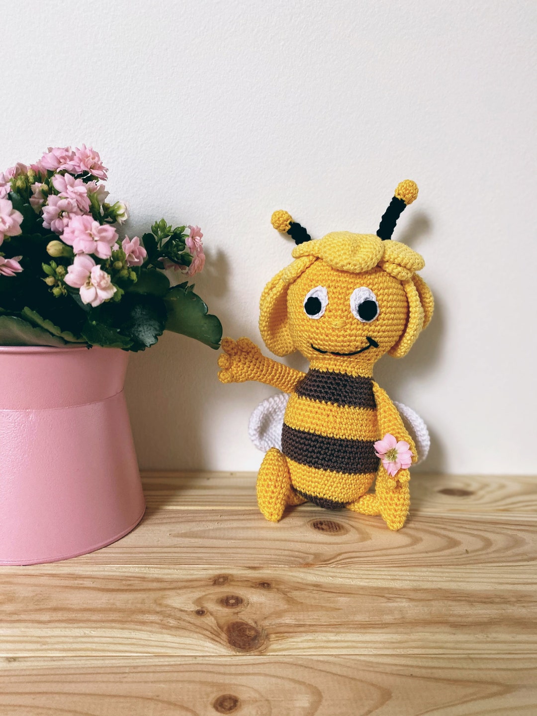 CROCHET Pattern:maya the Bee,pdf Pattern,amigurumi Pattern,cartoon Bee ...