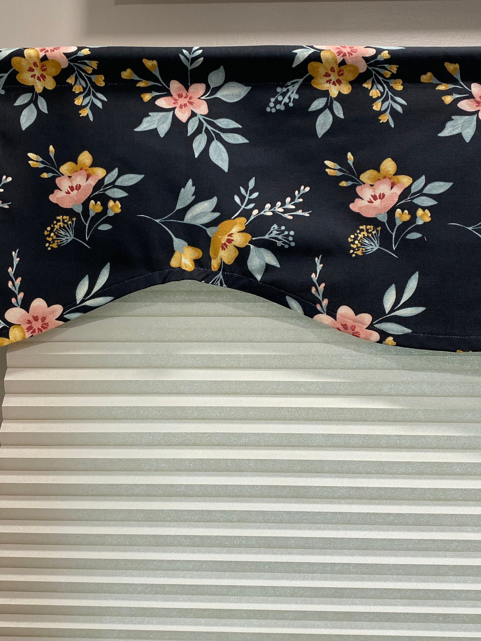 Floral Roses Kitchen Valance: French Country Cottage Decor - Etsy