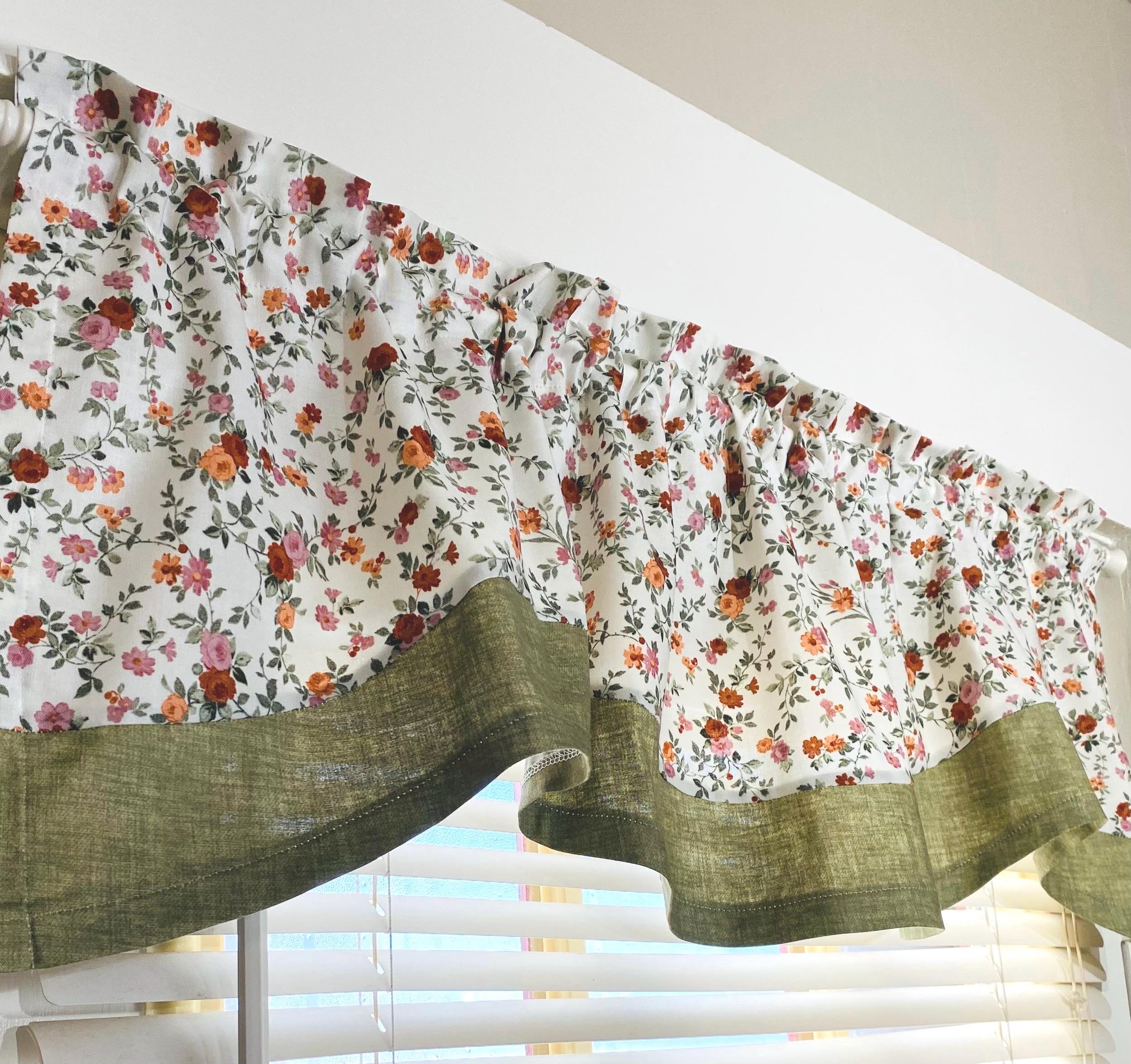 Cottage Kitchen Window Cafe Curtains or Window Valance : Flowers With ...