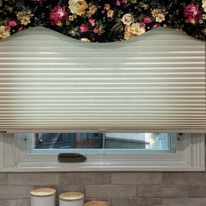 Floral Roses Kitchen Valance: French Country Cottage Decor - Etsy