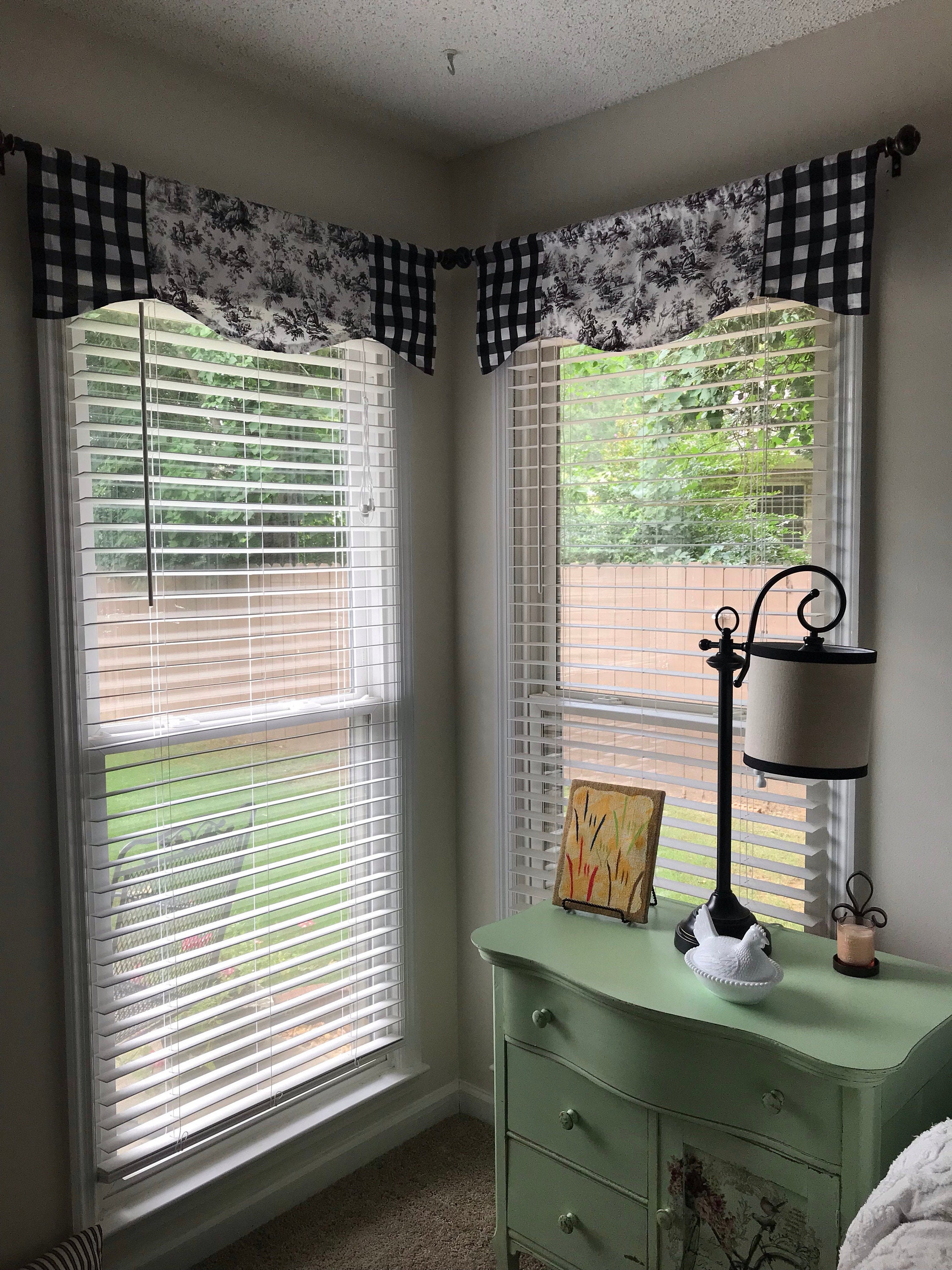 FRENCH COUNTRY TOILE Kitchen Window Valance Buffalo check | Etsy