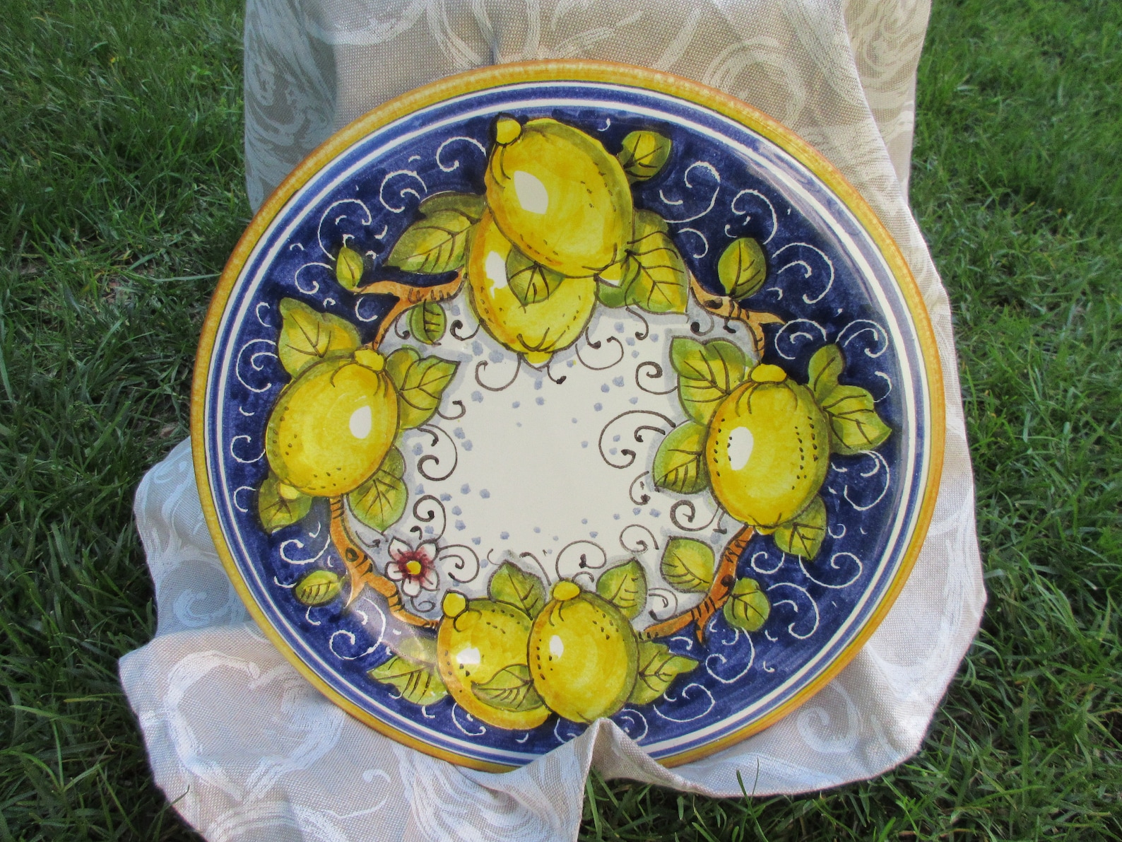 Tuscan Dish/plate Handmade Ceramic, Hand-painted With Grapes ...