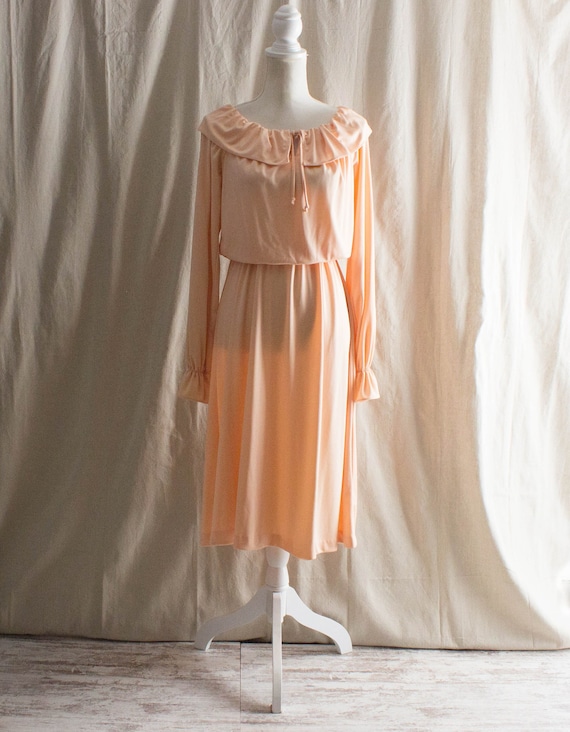 Vintage 1970s Peach Ruffled Midi Dress - Gem